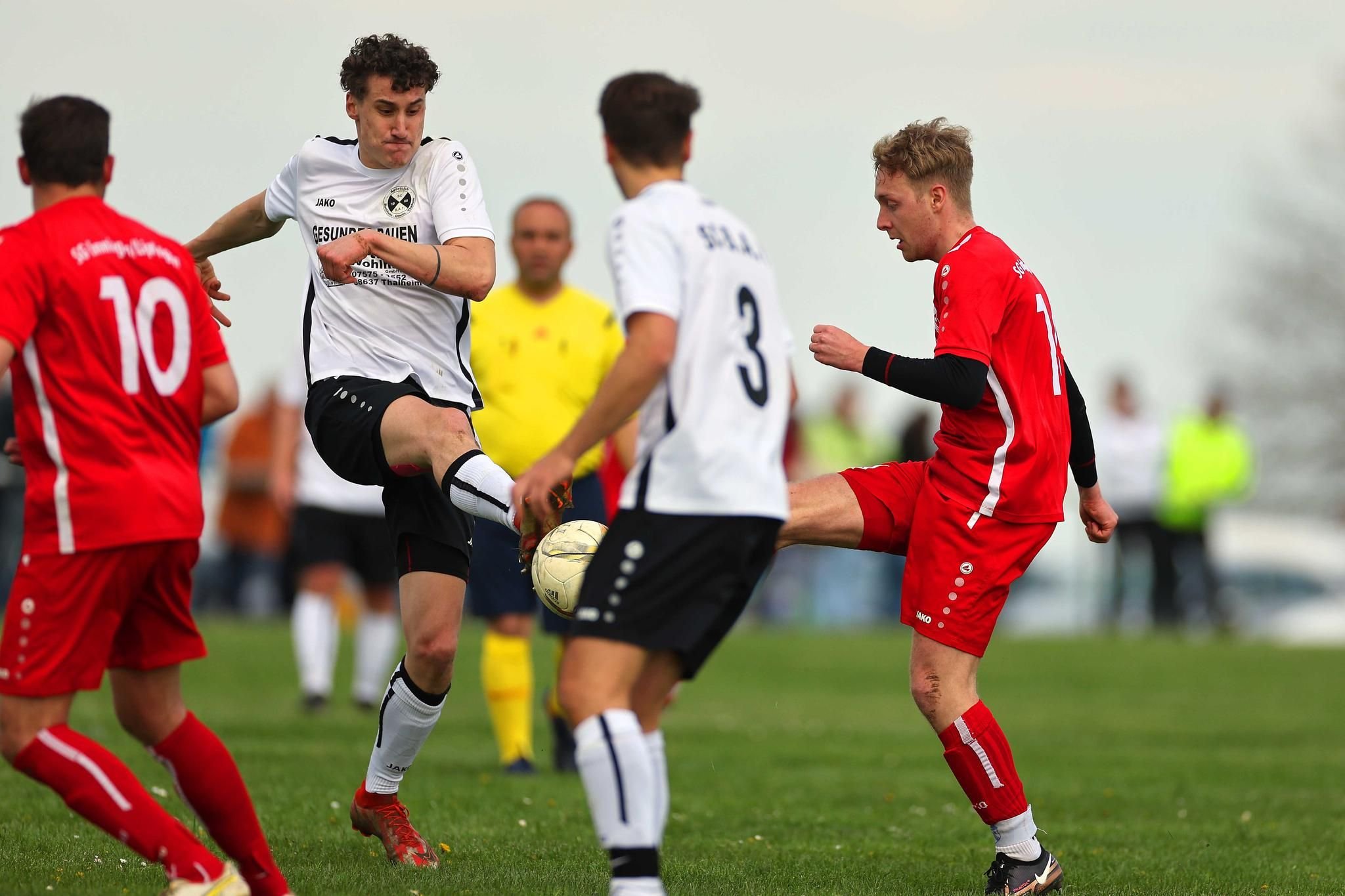 Tim Schell gelingen sechs Tore für die SG Buchheim