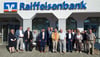 Raiffeisenbank ehrt Mitglieder