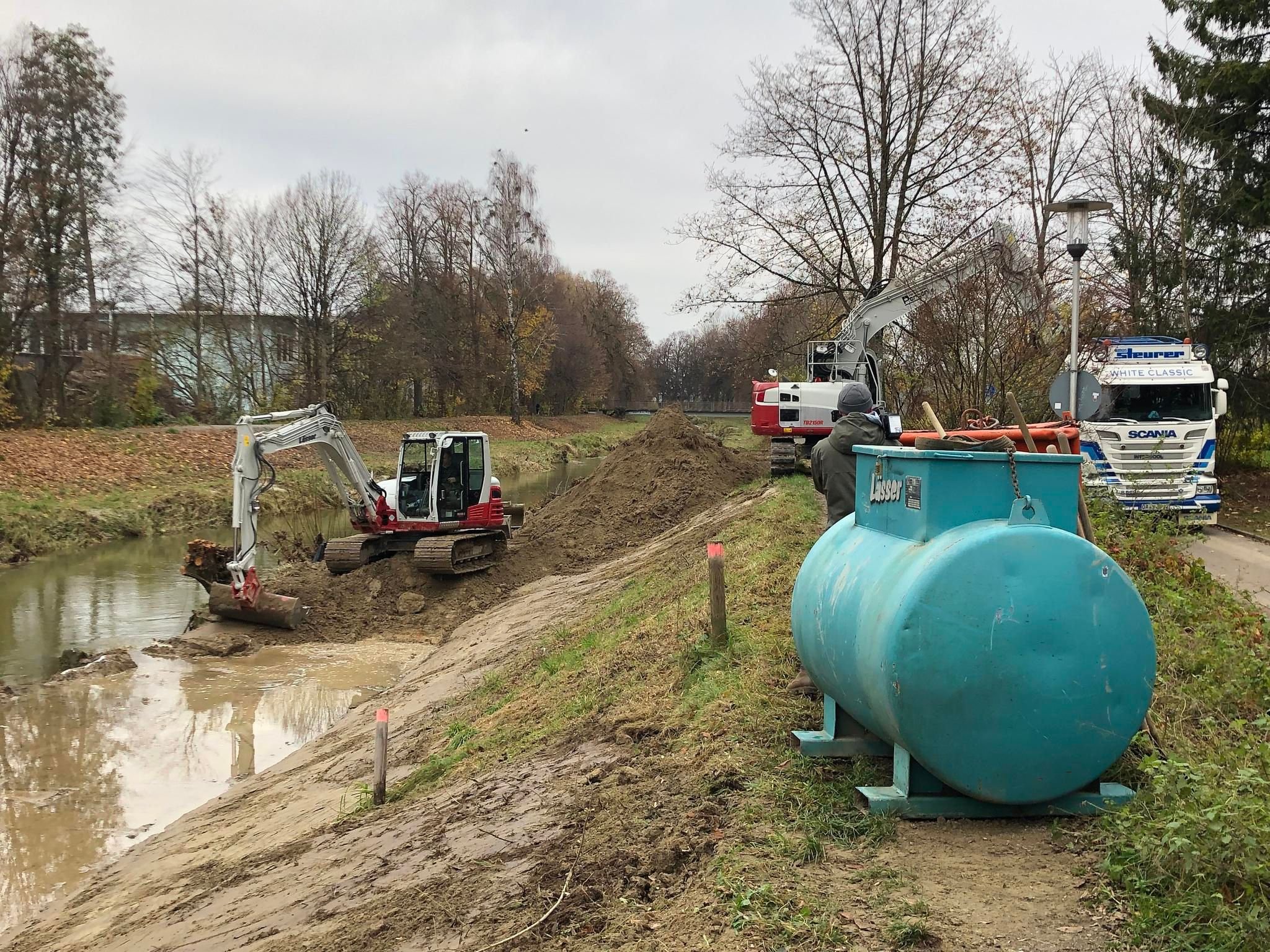 Vorland der Rotach wird abgetragen