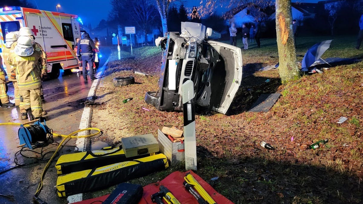 Schwerer Unfall auf B491 am Ortseingang Emmingen-Liptingen