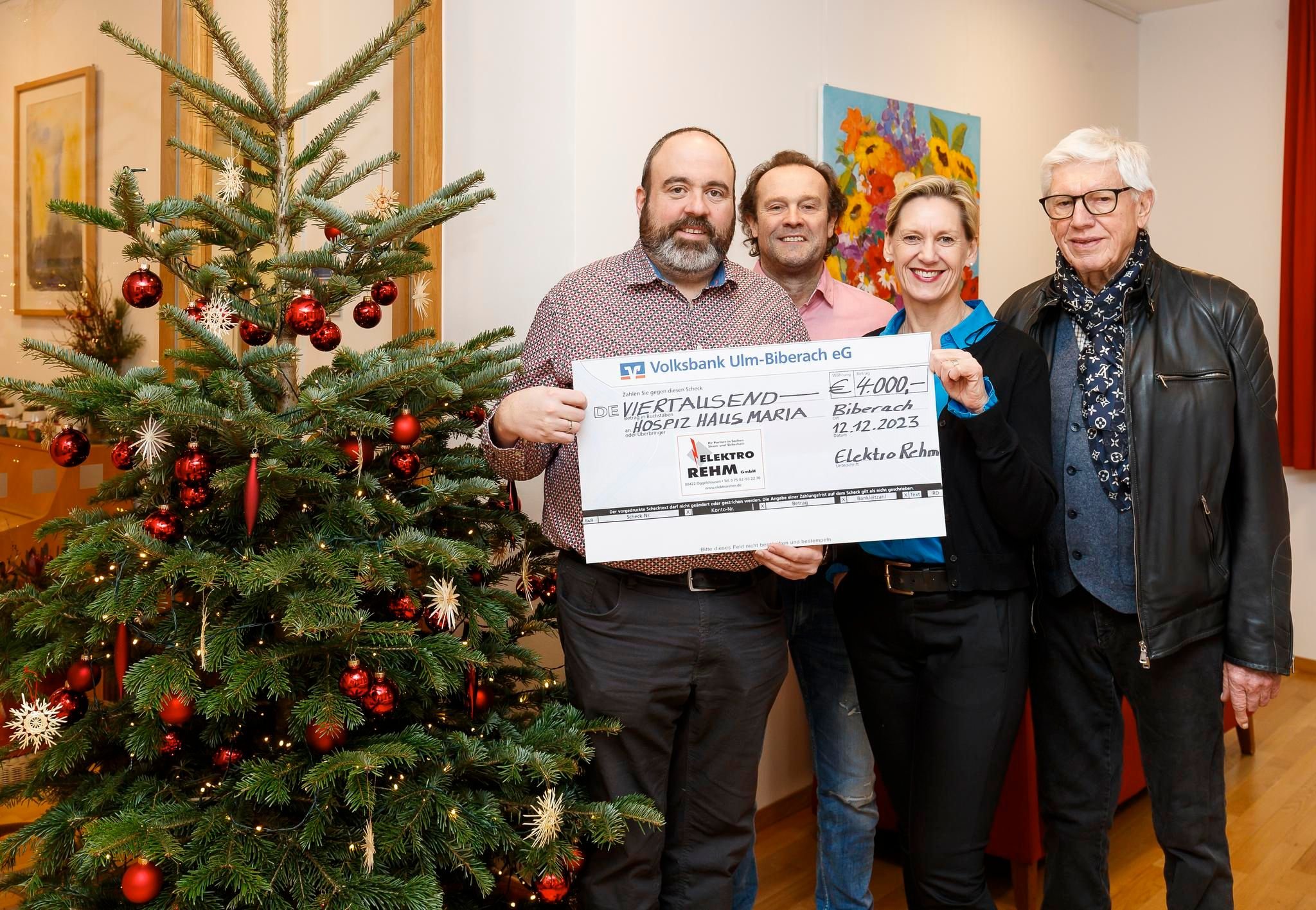 Elektro Rehm spendet 4000 Euro an Hospiz Haus Maria