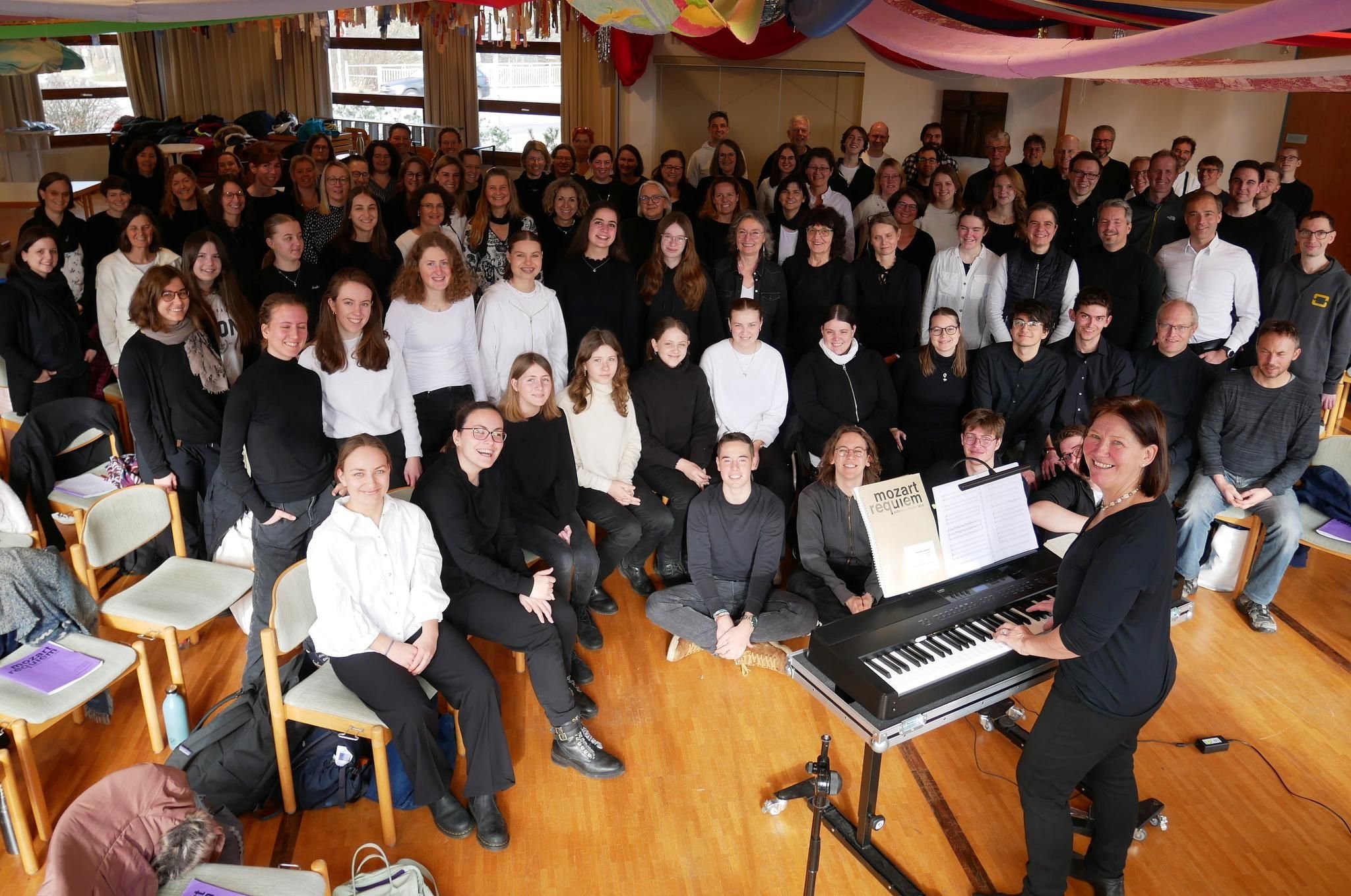 Junger Chor und Jugendchor St. Columban führen Mozarts Requiem auf