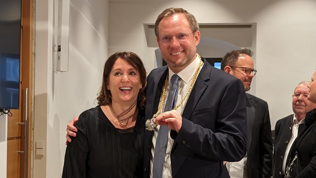 Martin Ansbacher als neuer Oberbürgermeister vereidigt