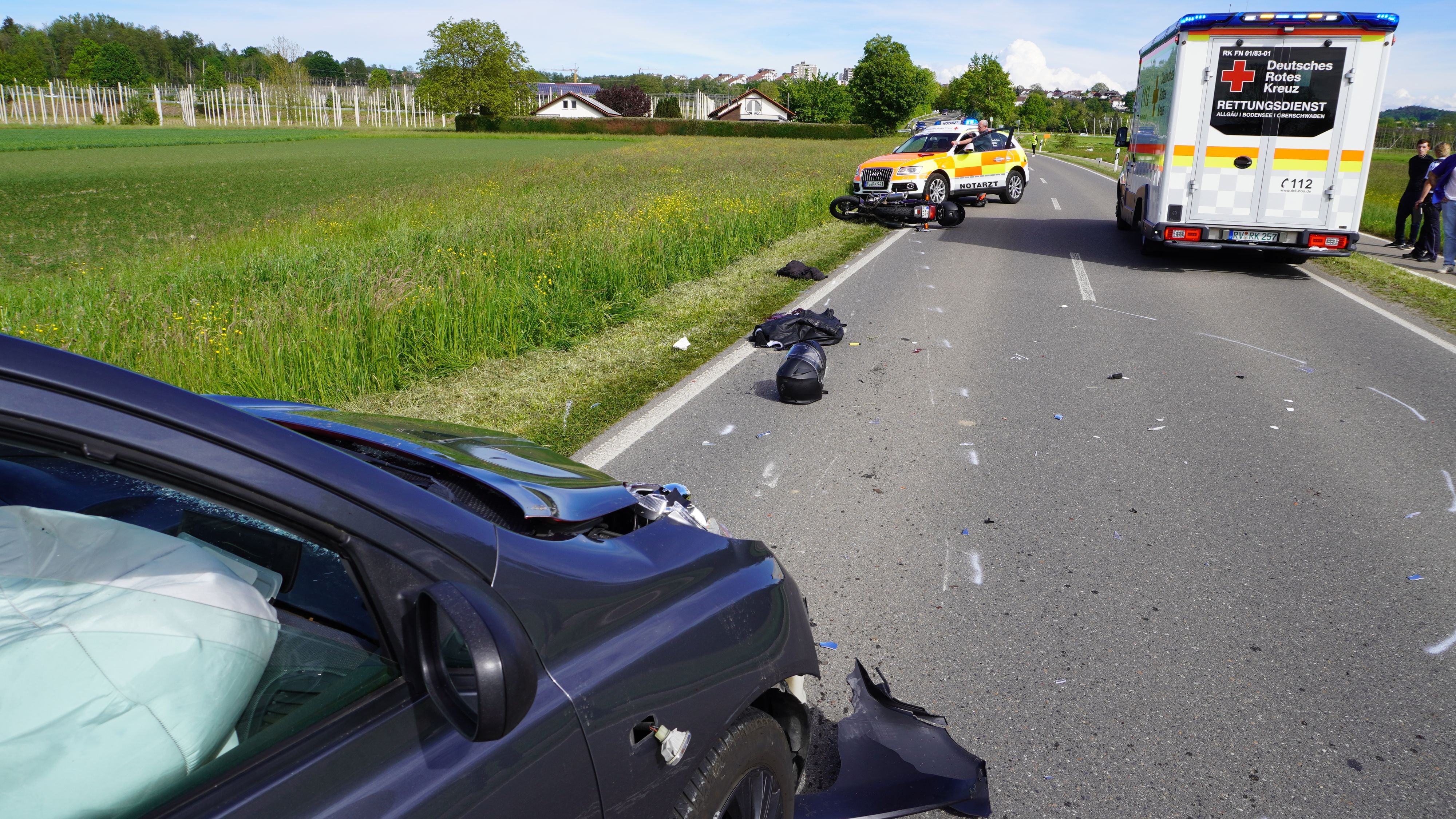 Tettnang: Motorradfahrer wird bei Unfall schwer verletzt