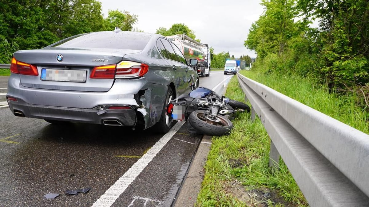 Schwerer Unfall auf B31 bei Uhldingen-Mühlhofen