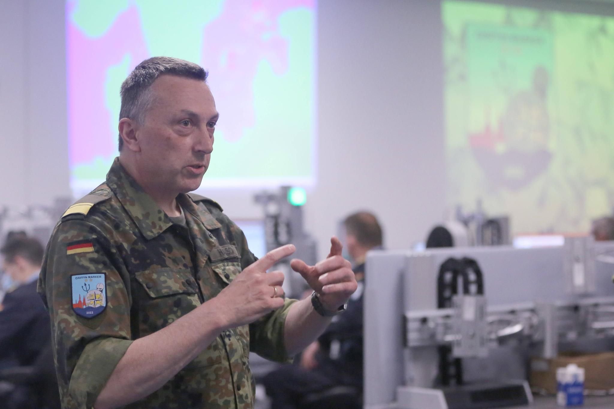 Konteradmiral Stephan Haisch: den Kindheitstraum „Marineoffizier“ hat ...