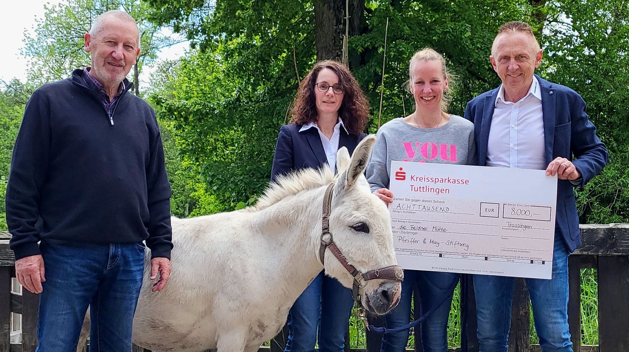 Pfeiffer & May spendet an Feldner Mühle