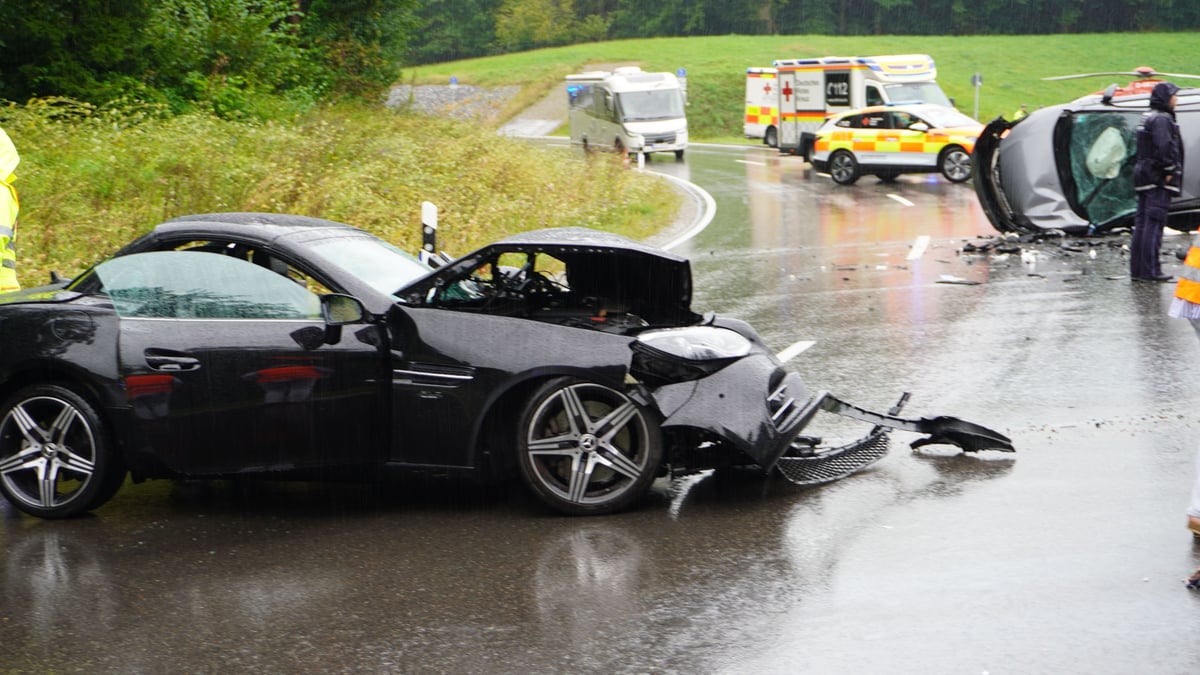 Frontalcrash bei Wangen im Allgäu: Drei Schwerverletzte