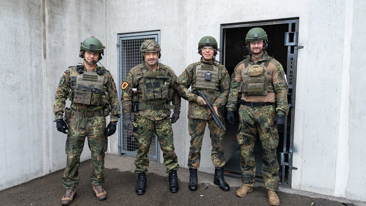 Generalmajor Olaf Rohde beeindruckt von Leistungen