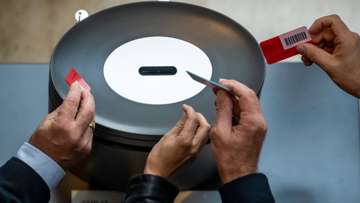 Sondervermögen und Rekordschulden – Diese Macht haben AfD und Linke