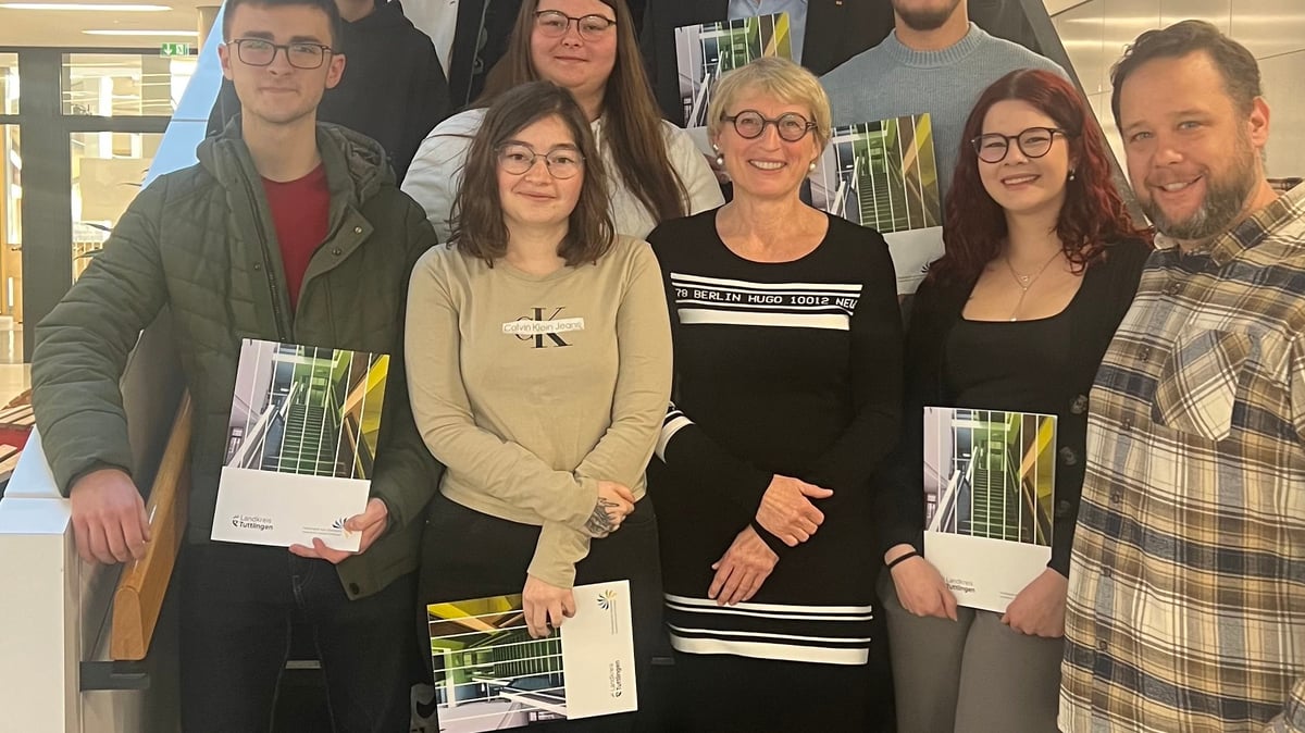 Die Absolventen der Ferdinand-von-Steinbeis-Schule