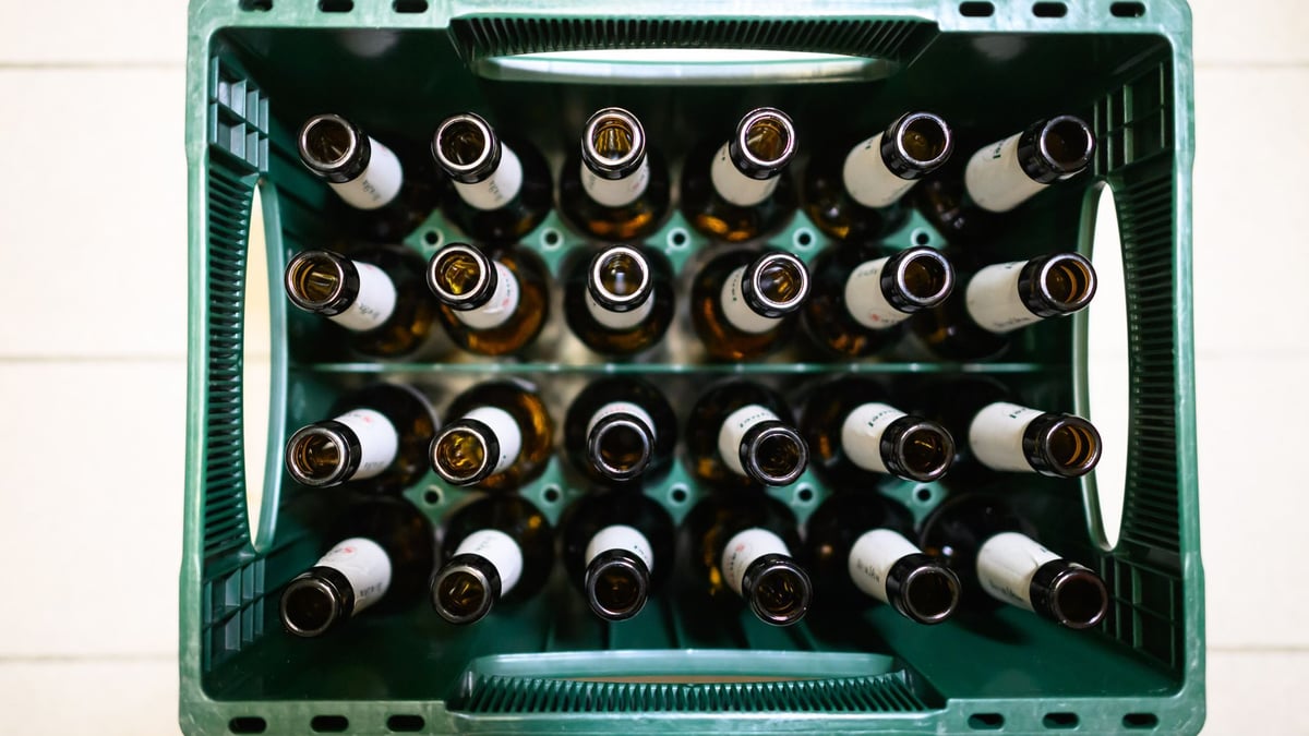 Irrer Pfand-Trick: So erhalten Sie 7 Euro für einen leeren Bierkasten