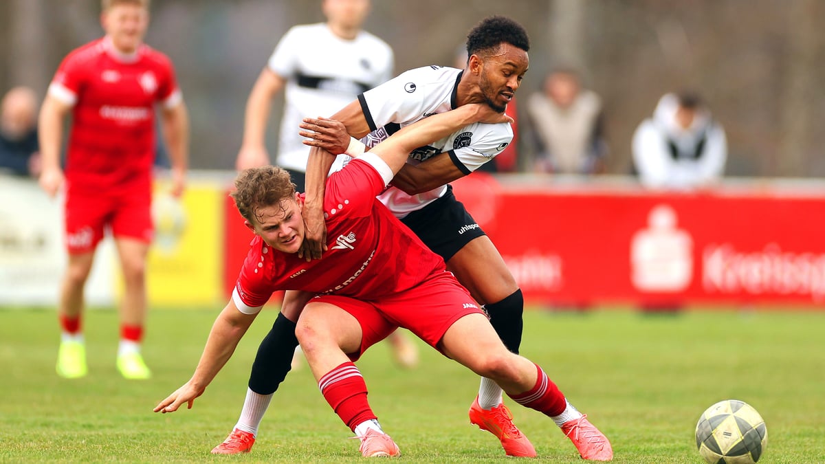 Bezirksligen im Blick: Topspiele, Absage und Überraschungscoup