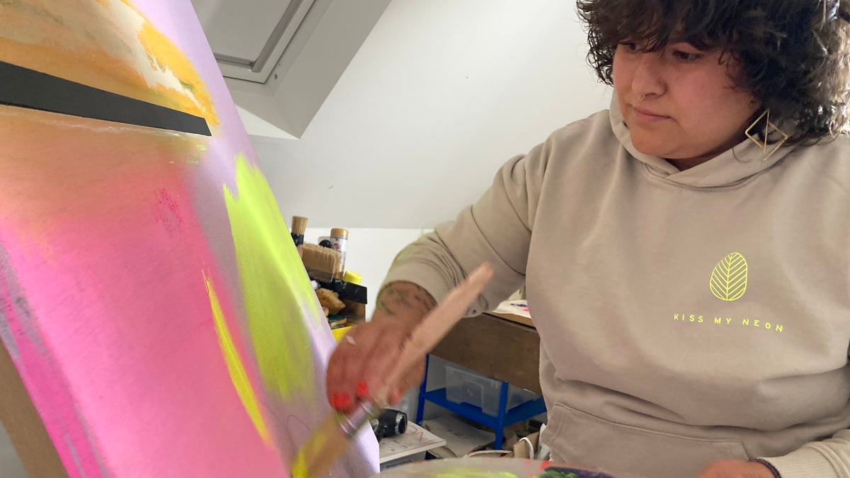 Bokep jnd as I arrived at the incall hotel site, I texted